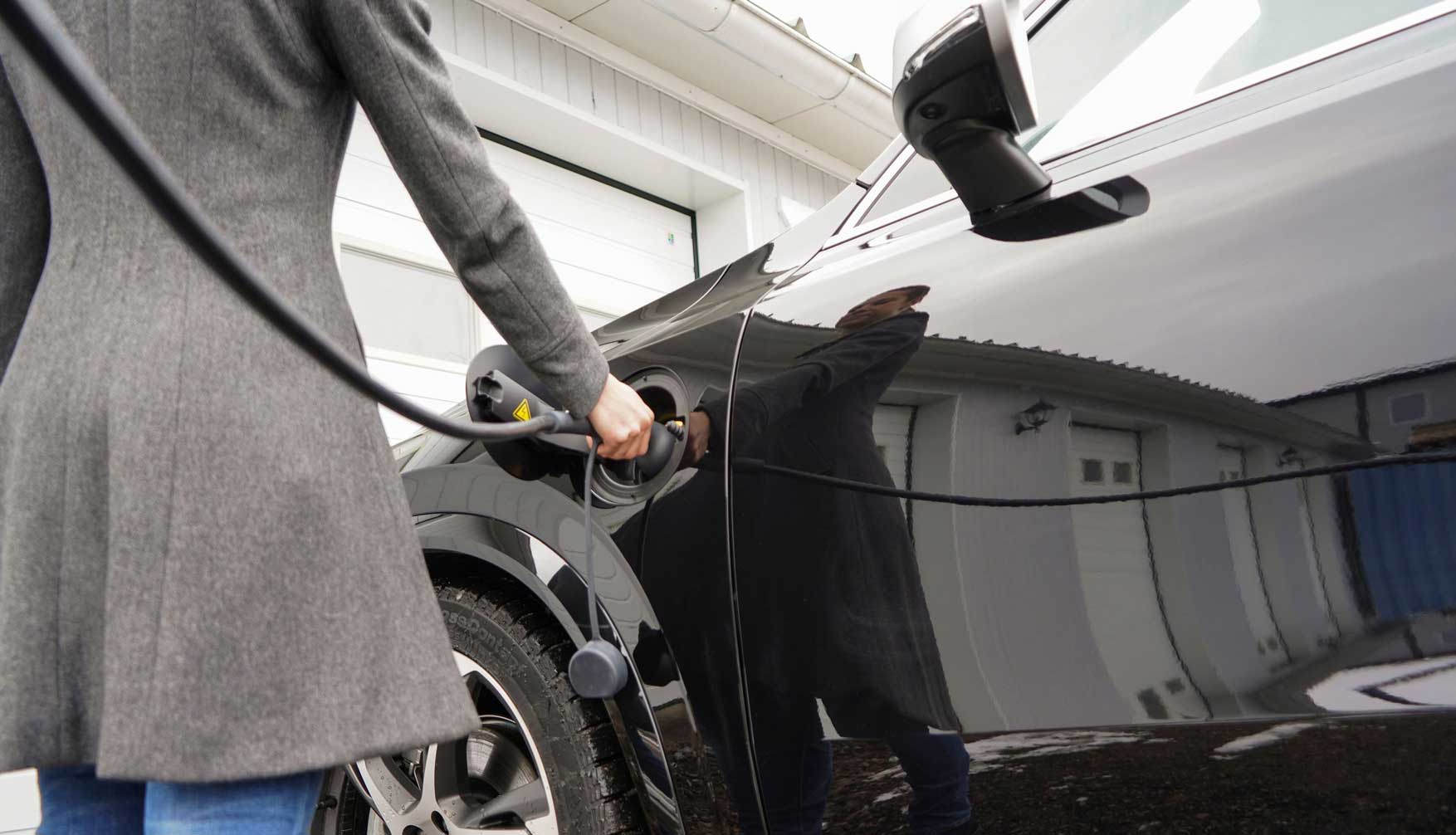 EV Charging Myths in Cold Weather: Separating Fact from Fiction | ctek.com